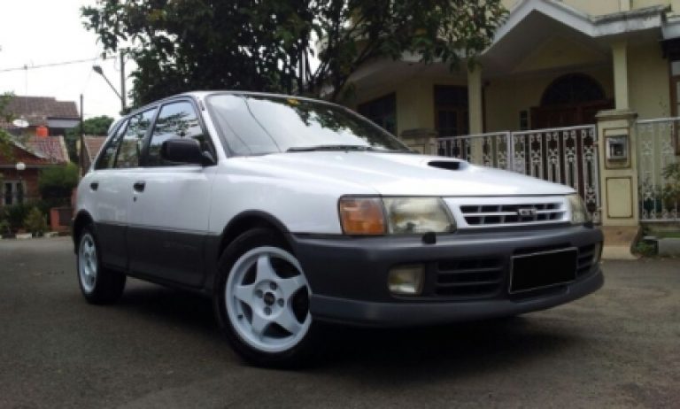 Kelebihan dan Kekurangan Toyota Starlet Kapsul Lengkap - Otodrift