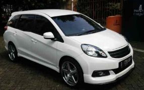 20 Konsep Modifikasi Honda Mobilio Terbaru - Otodrift