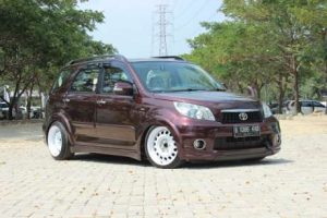 20 Modifikasi Toyota Rush Daihatsu Terios Terbaru - Otodrift