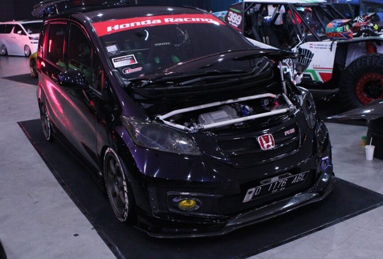 20 Konsep Modifikasi Honda Freed Terbaru - Otodrift