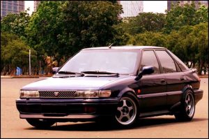 15 Modifikasi Sedan Toyota Corolla Twincam Terbaru - Otodrift