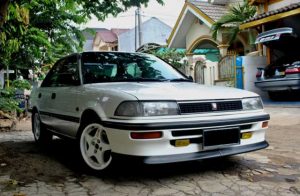 15 Modifikasi Sedan Toyota Corolla Twincam Terbaru - Otodrift