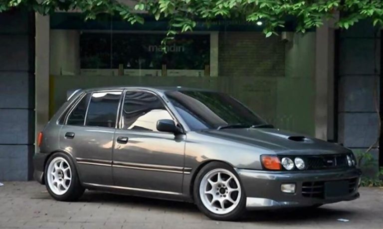 20 Modifikasi Toyota Starlet Kotak dan Kapsul Terbaru - Otodrift